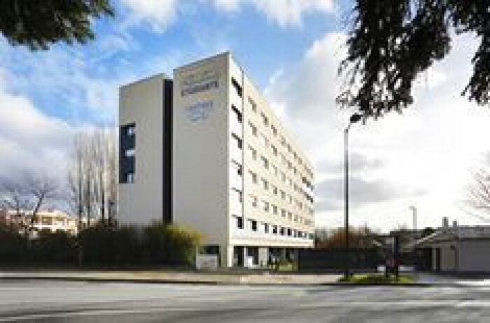 Appartement à louer - Quartiers Nord-Ouest, Villejean - 1 pièce