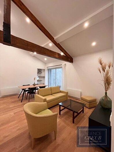 Appartement à louer - Est Sud Ouest, La Ferté-sous-Jouarre - 3 pièces - 2 chambres