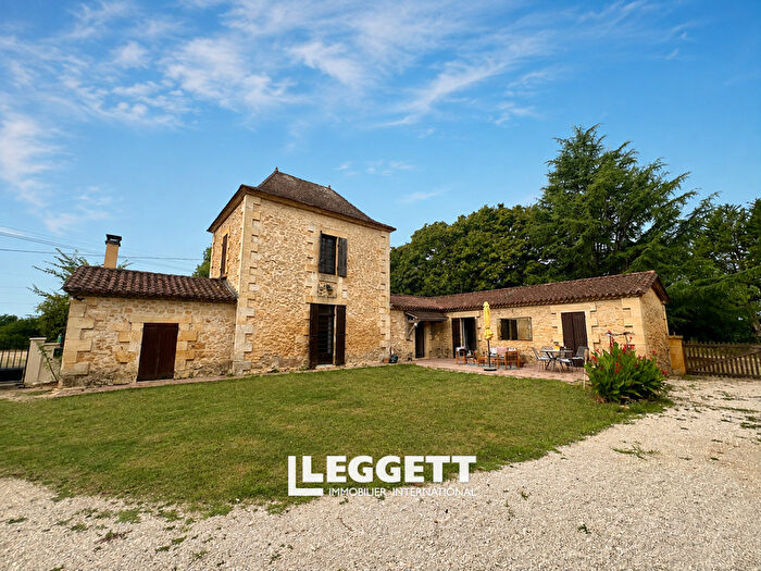 Maison 12 pièces à vendre - Saint-Capraise-de-Lalinde