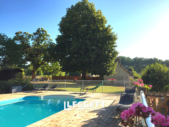 Maison à vendre - Vernoil-le-Fourrier - 14 pièces - 10 chambres