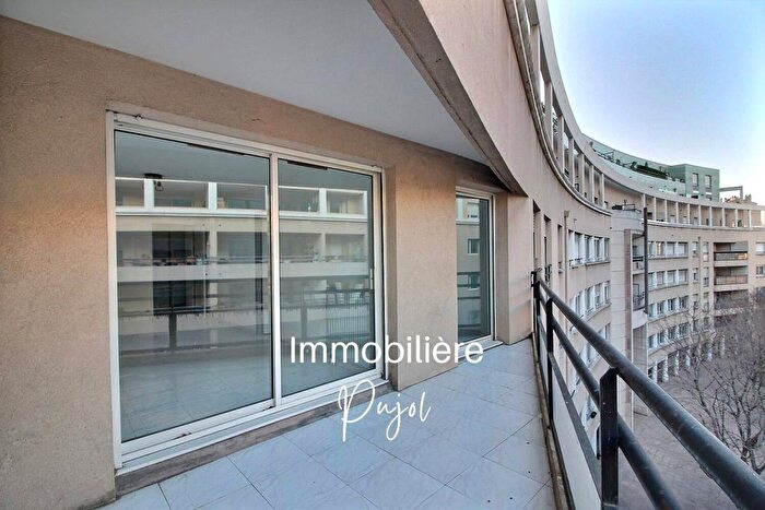 Appartement 2 pièces à Lodi, Marseille 6ème arrondissement, à louer
