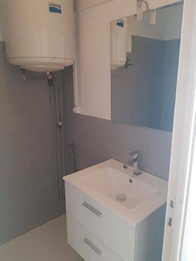 Centre Historique, Montpellier : Appartement 1 pièce à louer