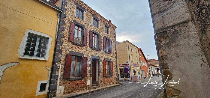 Le Breuil-sur-Couze - Maison 7 pièces à vendre