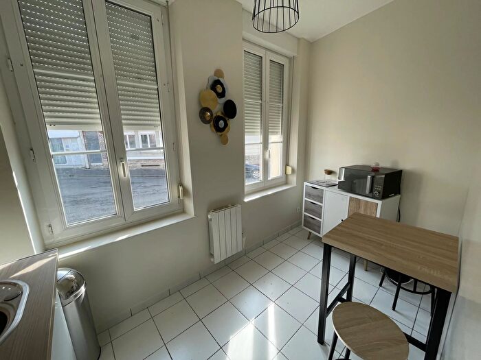 Appartement à louer - Saint-Quentin, Centre-ville - 1 pièce