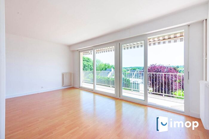 Appartement 4 pièces à vendre - Saint-Cloud, Pasteur, Magenta