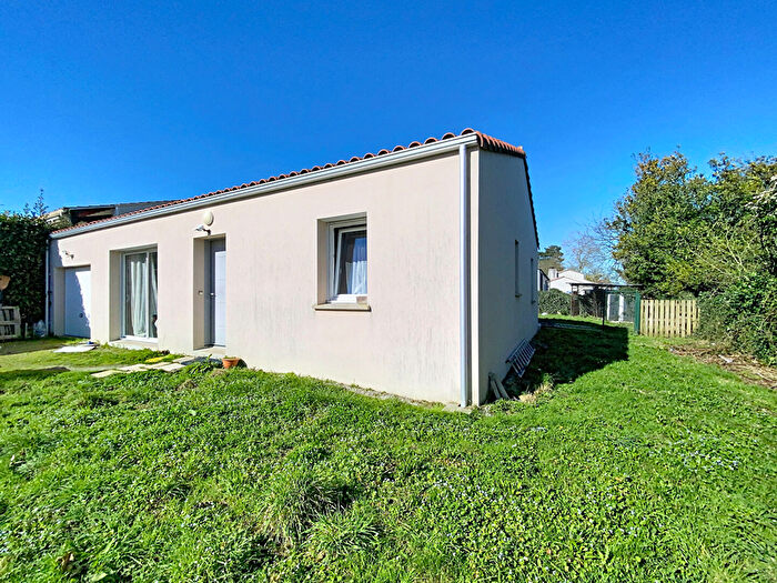 Maison à vendre - Maché - 4 pièces - 3 chambres