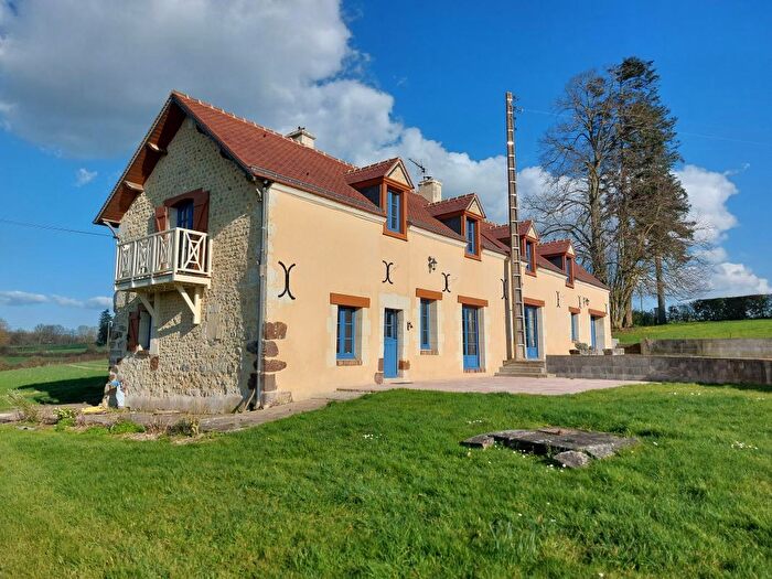 Maison à vendre - Mortagne-au-Perche - 6 pièces - 5 chambres