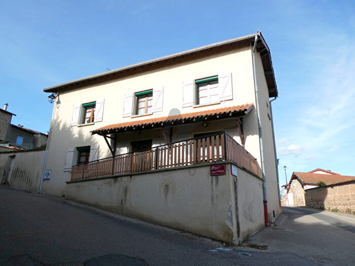 Maison à vendre - Haute-Rivoire - 6 pièces - 3 chambres