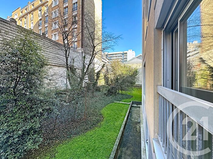 Appartement à vendre - Paris e , Bel-Air, Nord - 2 pièces - 1 chambre