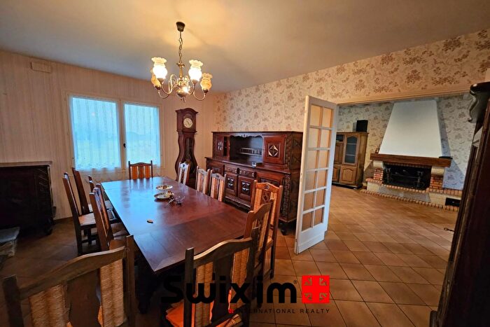 Maison à vendre - Saint-Seurin-de-Cadourne - 8 pièces - 2 chambres