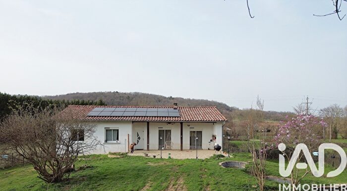 Maison à vendre - Saint-Plancard - 5 pièces - 3 chambres