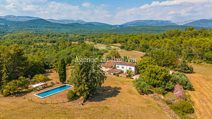 Maison à vendre - Tourrettes - 7 pièces - 4 chambres