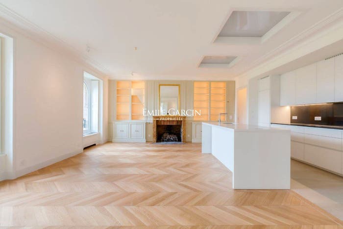 Appartement 5 pièces à louer à Triangle d'Or, Paris 8ème arrondissement