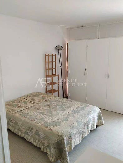 Appartement 1 pièce à Pont de l'Arc, Aix-en-Provence, à louer