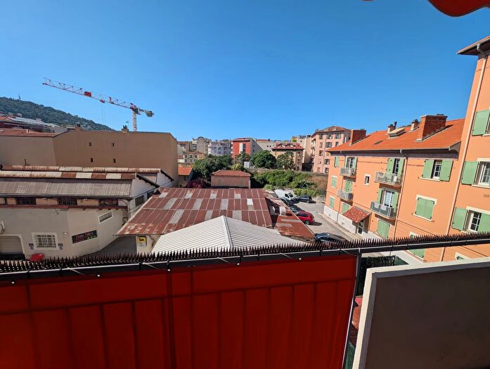 Appartement 3 pièces à Nice, Saint-Roch, à vendre