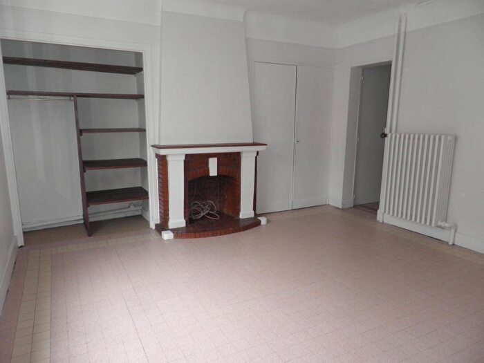 LAigle : Appartement 1 pièce à louer