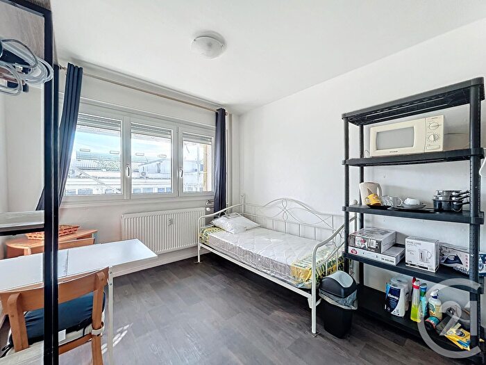 Montbéliard, Centre-ville, Prairie, Batteries du Parc, Charmontet : Appartement 1 pièce à louer