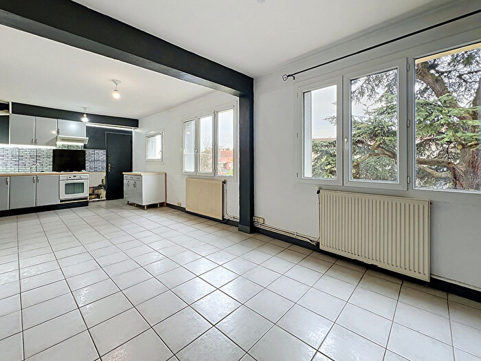 Bourg-lès-Valence, Bourg Ouest : Appartement 3 pièces à vendre
