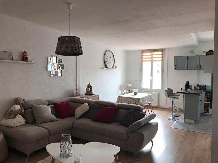 Appartement à louer - Saint-Étienne - 2 pièces - 1 chambre
