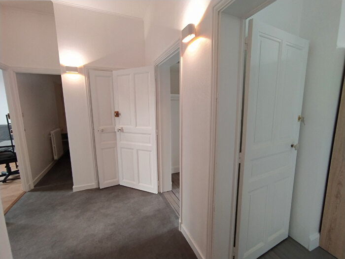 Appartement à louer - Clermont-Ferrand, Oradou - 3 pièces - 3 chambres