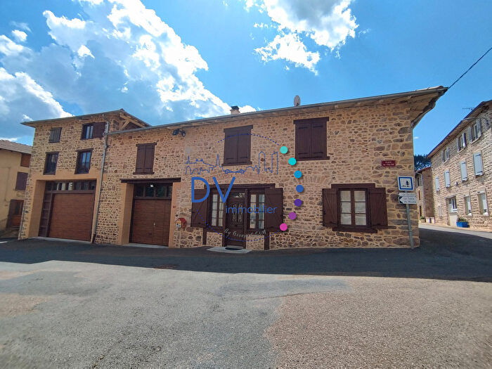 Maison à vendre - Saint-Bonnet-le-Troncy - 9 pièces - 6 chambres