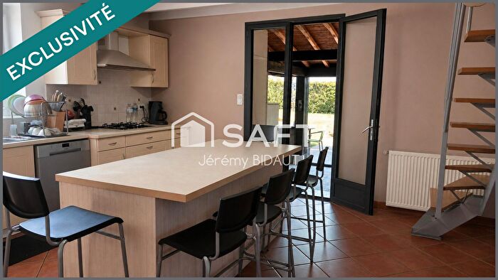 Blanzy : Maison 10 pièces à vendre