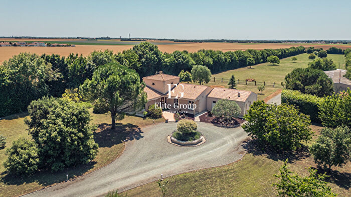 Maison à vendre - La Rochelle, Centre-ville, Vieux-port, Marché - 8 pièces - 5 chambres