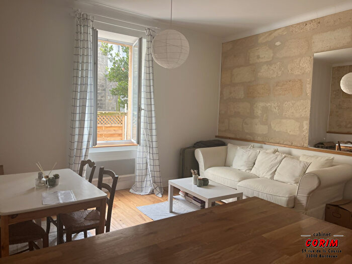 Appartement 2 pièces à Bordeaux, à louer