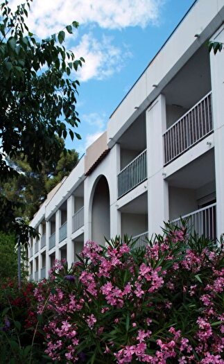 Hôpitaux-Facultés, Montpellier : Appartement 1 pièce à louer