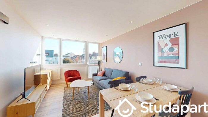 Appartement à louer - Saint Maurice-Pellevoisin, Lille - 1 pièce - 2 chambres