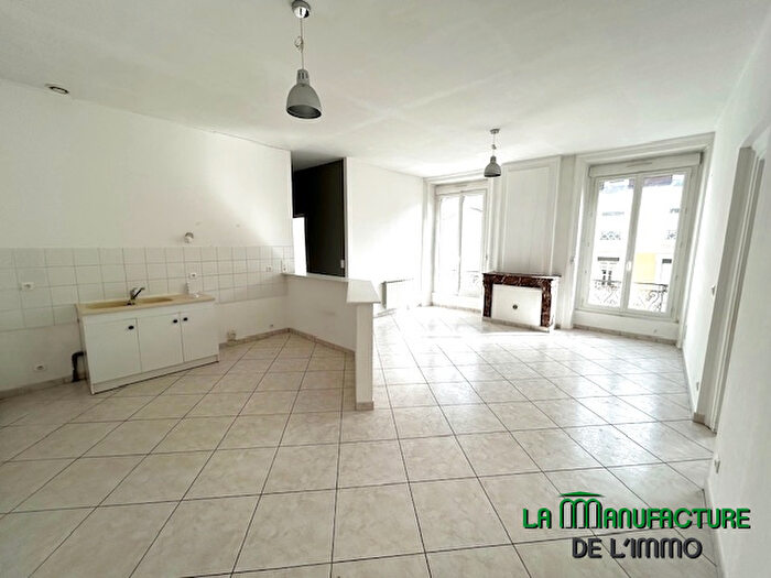 Rive-de-Gier, Centre-ville, Baldeyrou, République : Appartement 4 pièces à vendre