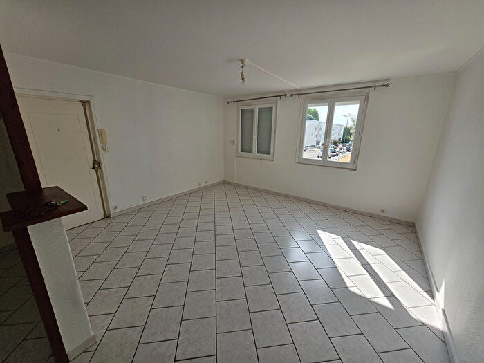 Appartement 3 pièces à Saint-Jean-de-Braye, Ouest, à vendre