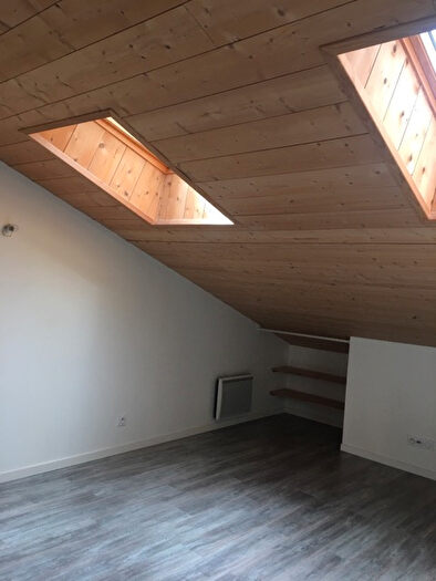 Bordeaux, Saint-Christoly : Appartement 1 pièce à louer