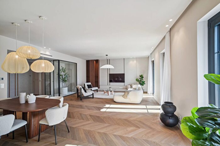 Maisons à vendre et appartements à louer - 1
