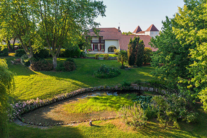 Maison 10 pièces à vendre - Urt