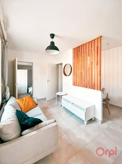 Appartement à louer - Lameilhe Est-Le Siala, Castres - 2 pièces - 1 chambre