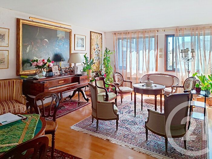 Appartement 4 pièces à vendre - Angoulême, Centre-ville