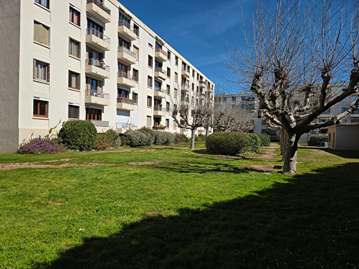 Appartement à vendre - Saint-Raphaël, Centre-ville - 3 pièces - 2 chambres