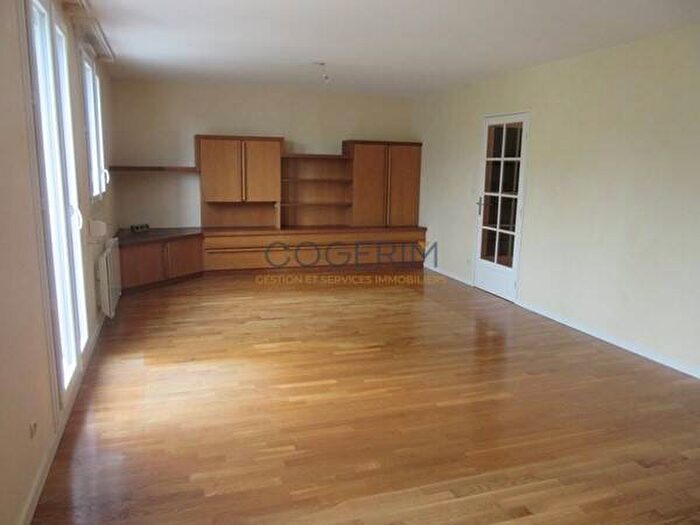 Appartement à louer - Belleroche, Villefranche-sur-Saône - 3 pièces - 2 chambres