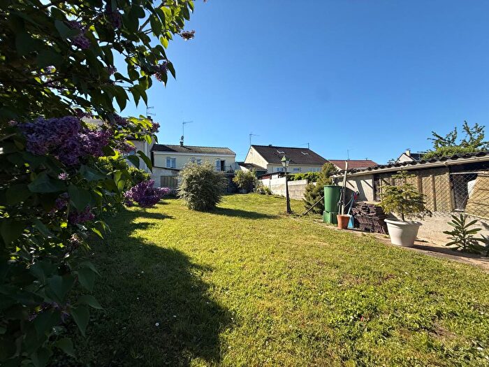 La Ville-du-Bois - Maison 4 pièces à vendre
