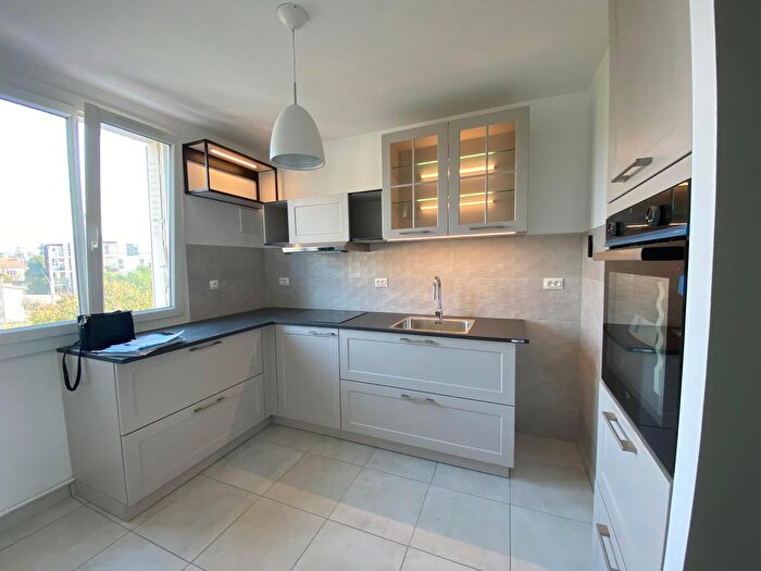 Appartement à louer - Valence, Châteauvert, Thibert - 2 pièces - 1 chambre