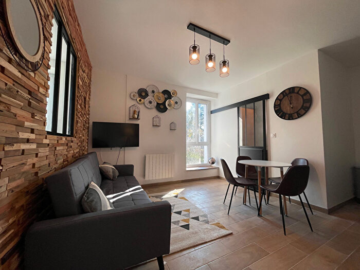 Appartement à louer - Quimper, Quimper Sud - 2 pièces - 1 chambre