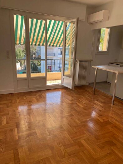Appartement à louer - Cimiez, Nice - 2 pièces - 1 chambre