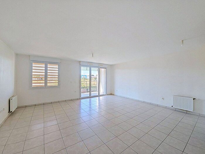 Croix Blanche-Près de Brou-Alagnier-Dîmes-Sardières, Bourg-en-Bresse : Appartement 3 pièces à louer