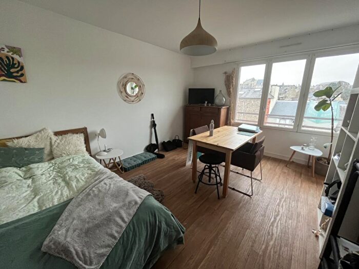 Appartement à louer - Dinan - 1 pièce