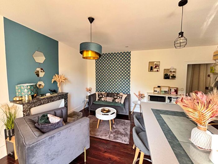 Appartement 2 pièces à Joinville-le-Pont, Centre-ville, à vendre