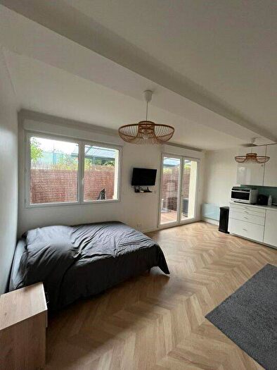 Appartement à louer - La Prevote, Thiais - 1 pièce