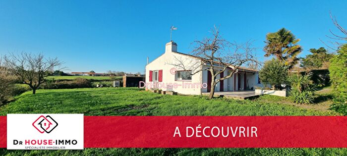 Maison 5 pièces à Saint-Denis-du-Payré, à vendre