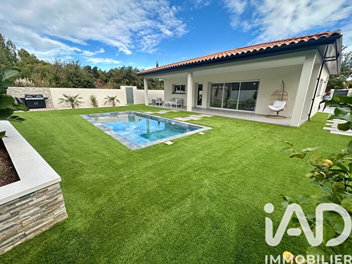 Maison à vendre - Thuir - 6 pièces - 5 chambres