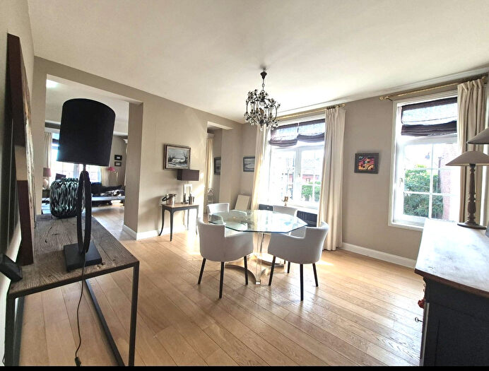 Maison 5 pièces à vendre à Neuville-en-Ferrain